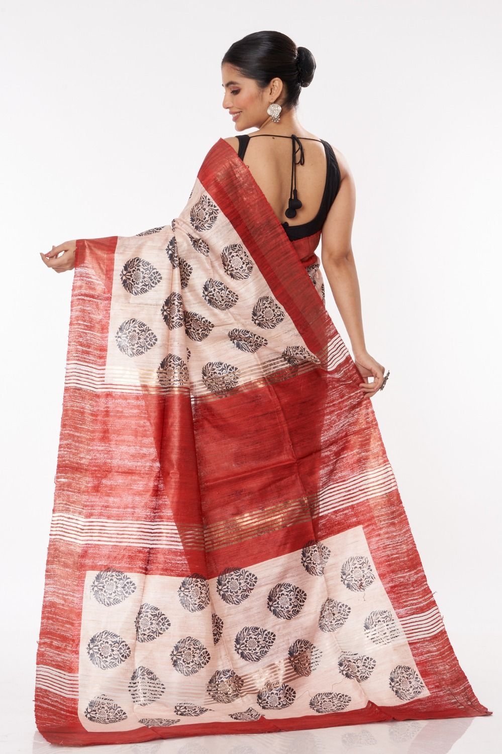 TUSSAR GHICHA WITH ALL OVER BLACK BUTA WORK, CONTRAST PALLU & BORDER ...